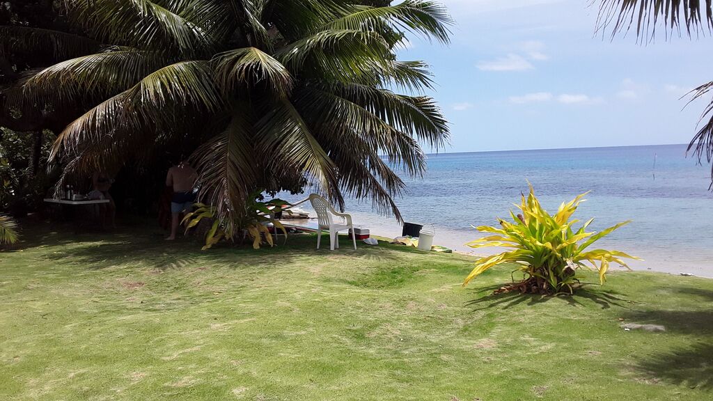Mr Conney and guests came for a visit on SeaFiji – Lawaki Beach House ...